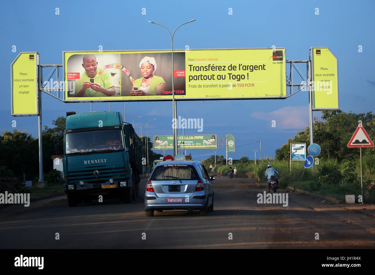Segnaletica stradale segnaletica stradale immagini e fotografie stock ...
