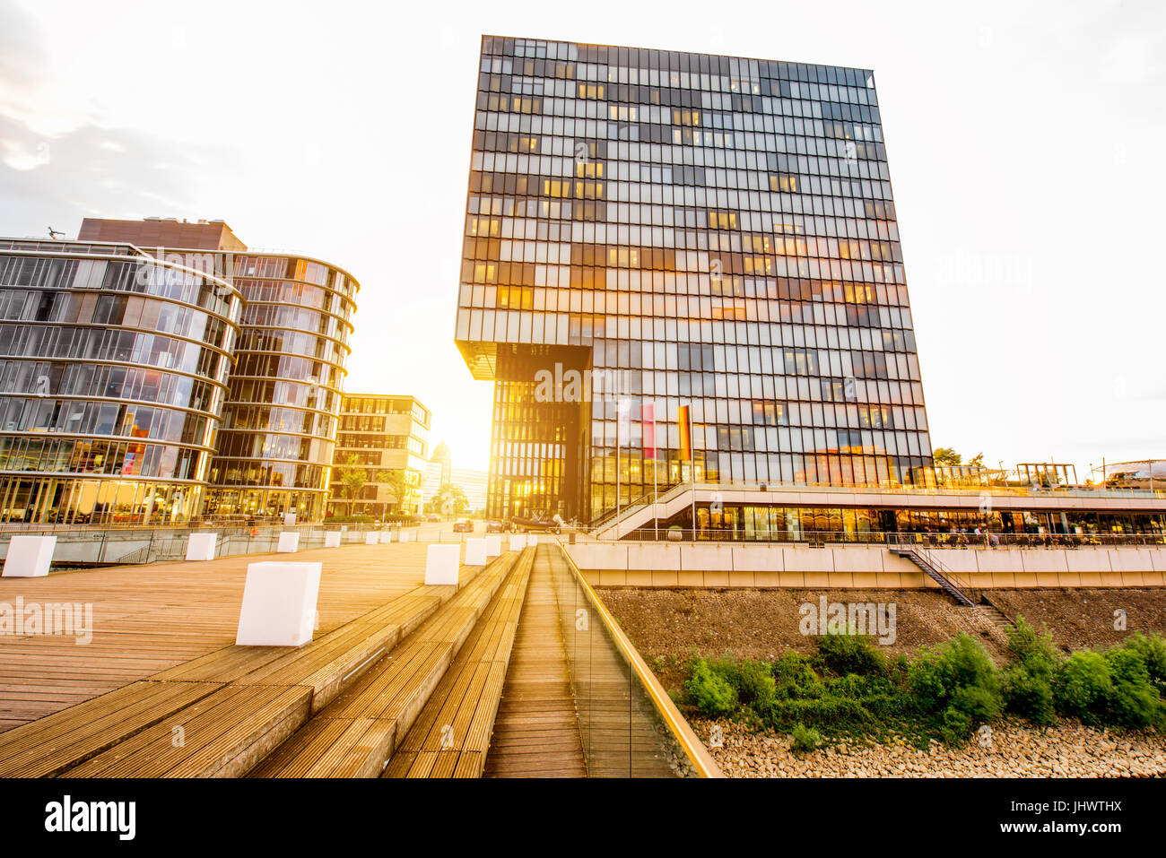 Passeggiata sul reno a dusseldorf immagini e fotografie stock ad alta ...