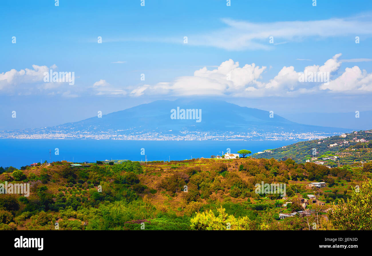 Golfo e vulcano vista sul vesuvio immagini e fotografie stock ad alta ...