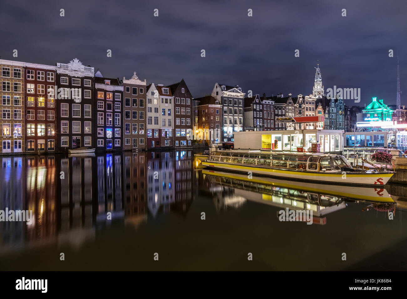 Il quartiere a luci rosse di amsterdam di notte immagini e fotografie ...