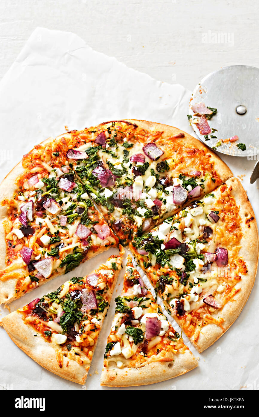 Fetta di pizza immagini e fotografie stock ad alta risoluzione - Alamy