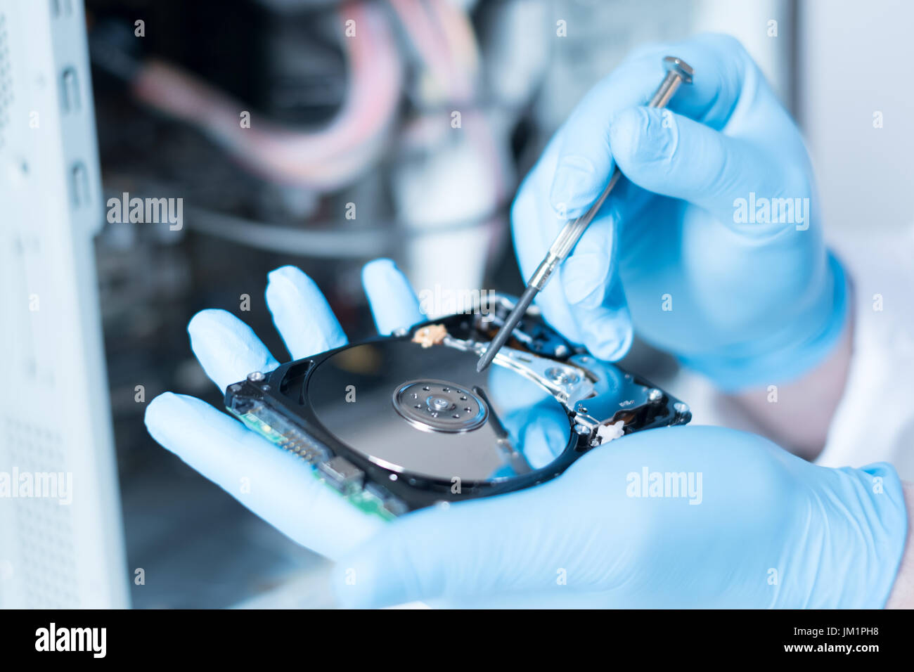 Rotto il disco rigido immagini e fotografie stock ad alta risoluzione ...