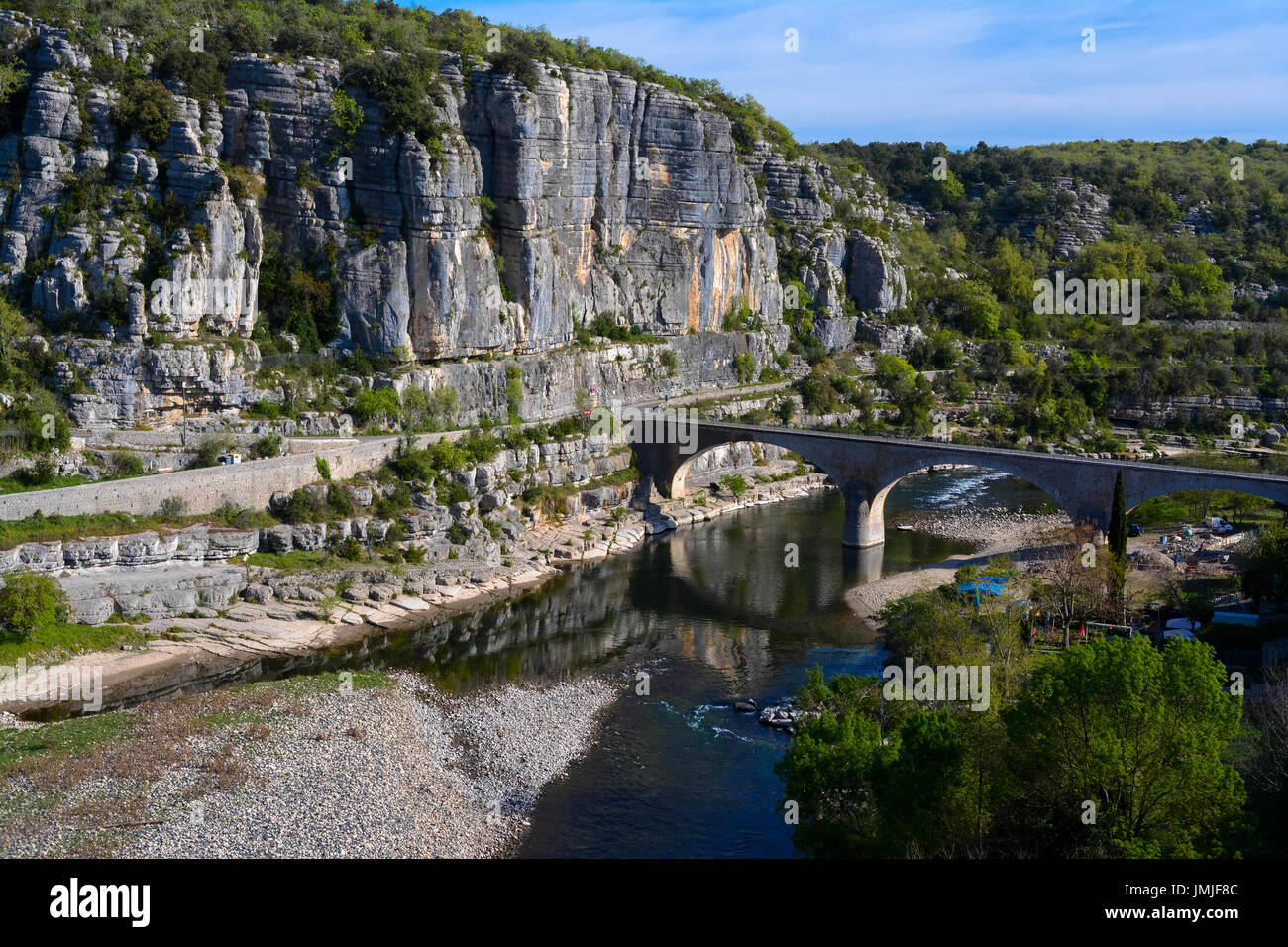 Gorges ardeche immagini e fotografie stock ad alta risoluzione - Alamy