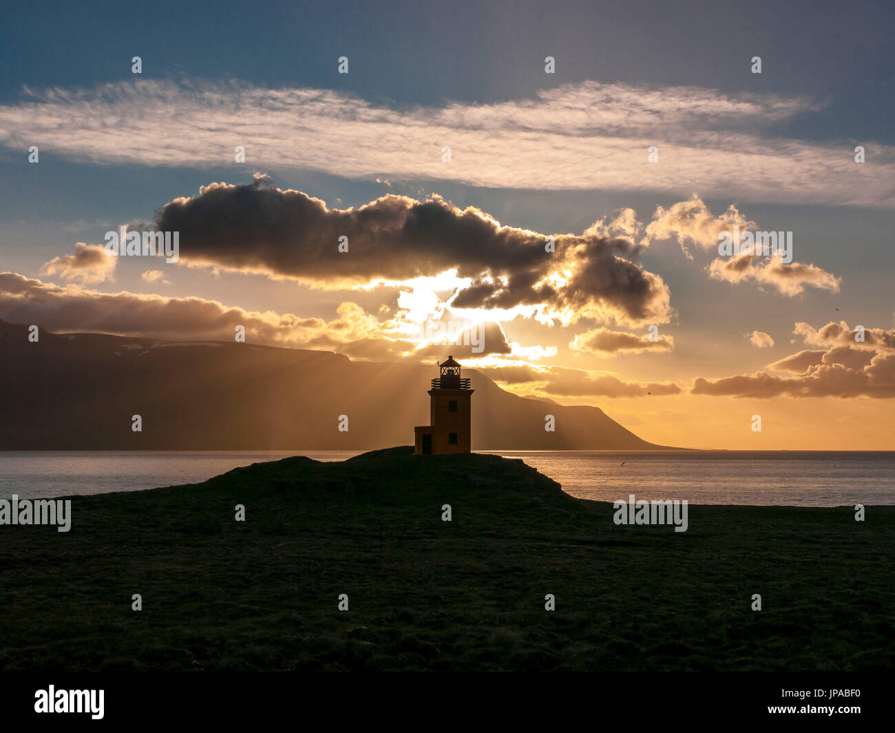 Faro islanda immagini e fotografie stock ad alta risoluzione - Alamy
