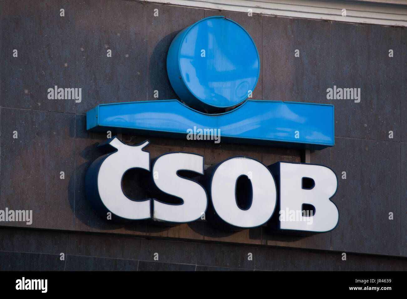 Banca ceskoslovenska obchodni immagini e fotografie stock ad alta ...