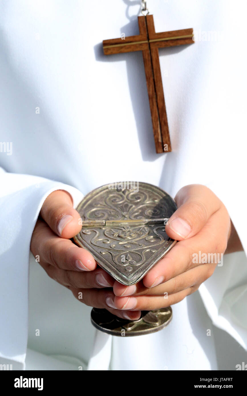 Un chierichetto immagini e fotografie stock ad alta risoluzione - Alamy