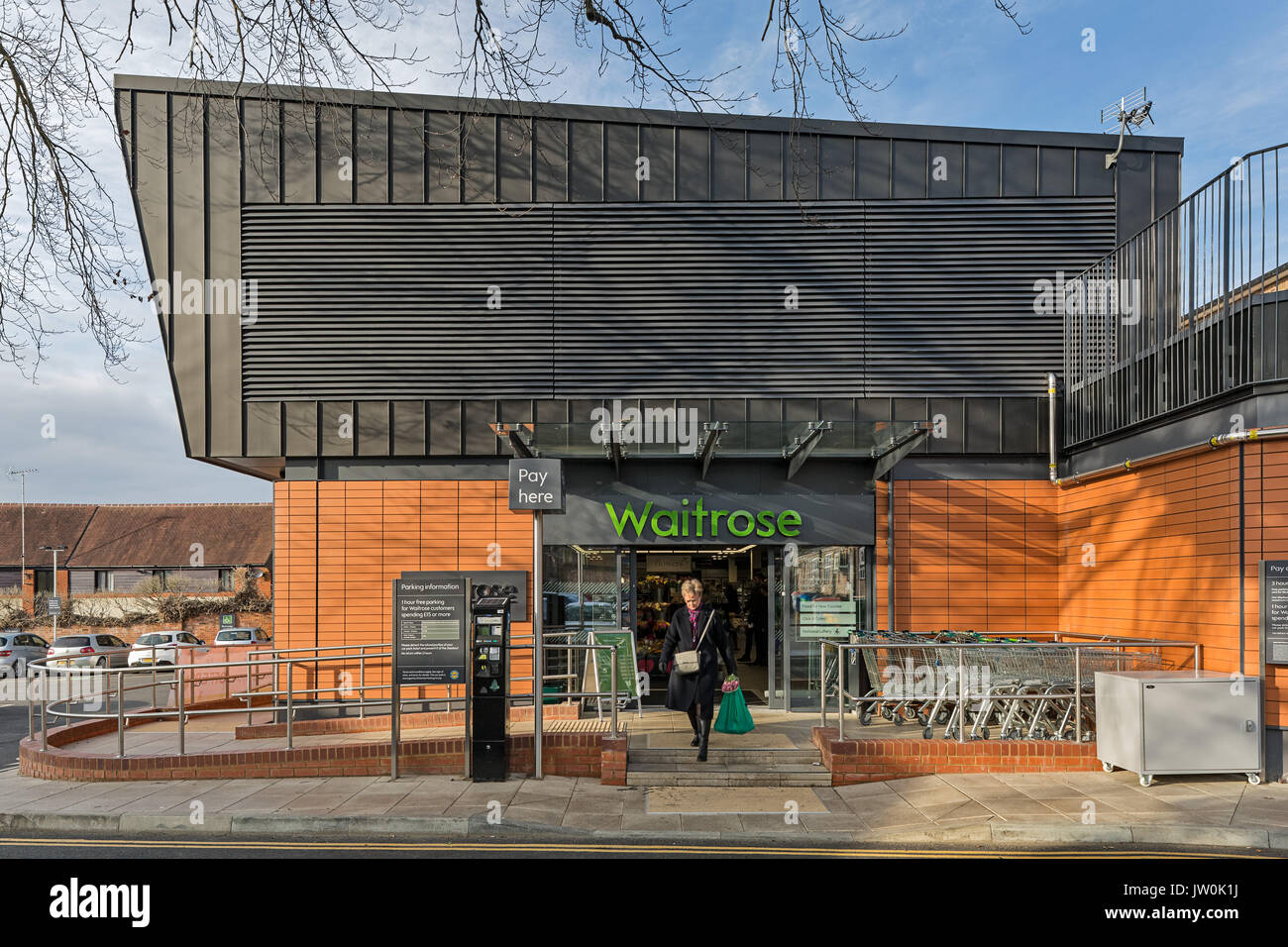 Segnaletica waitrose immagini e fotografie stock ad alta risoluzione ...