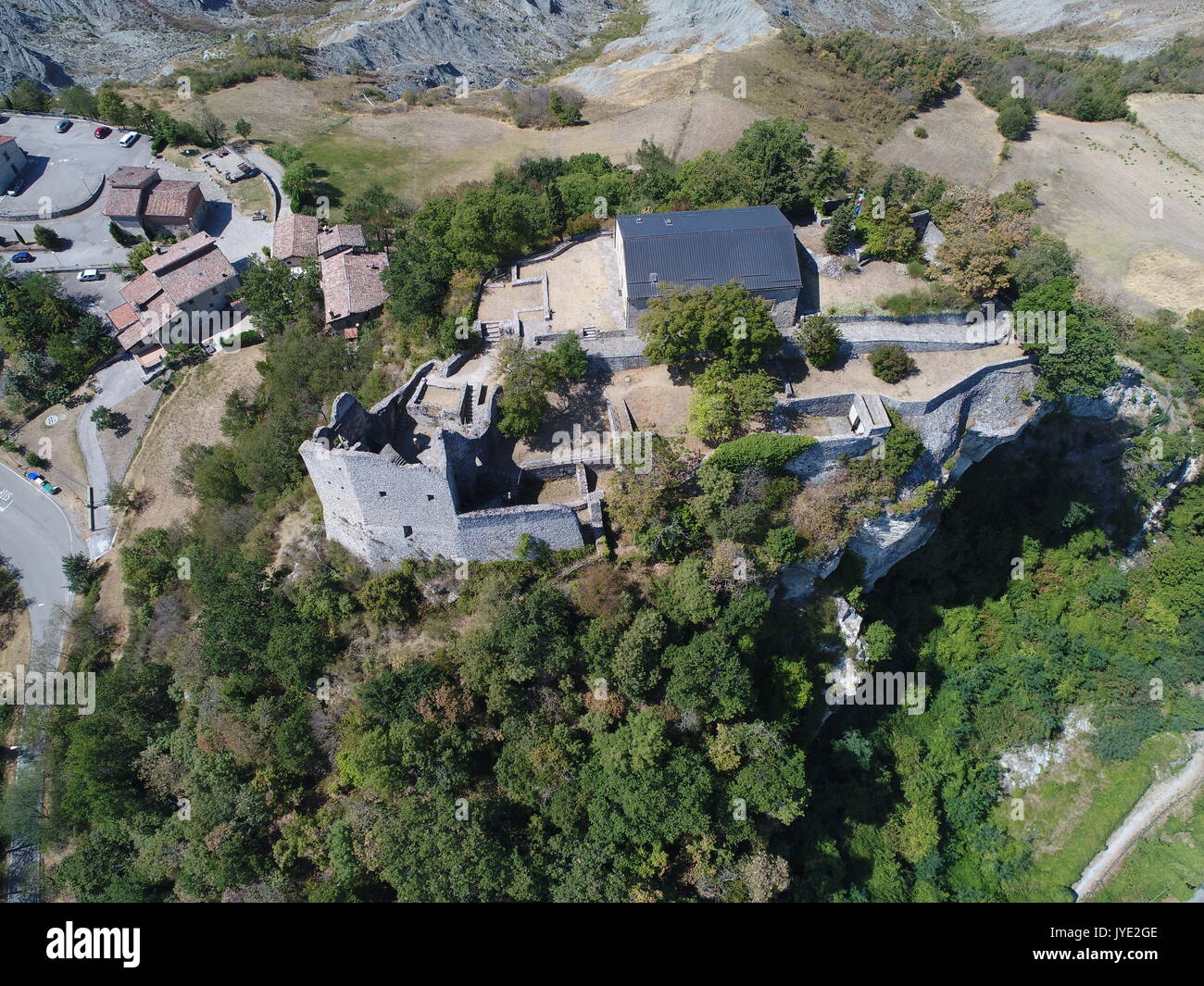 Burg canossa immagini e fotografie stock ad alta risoluzione - Alamy