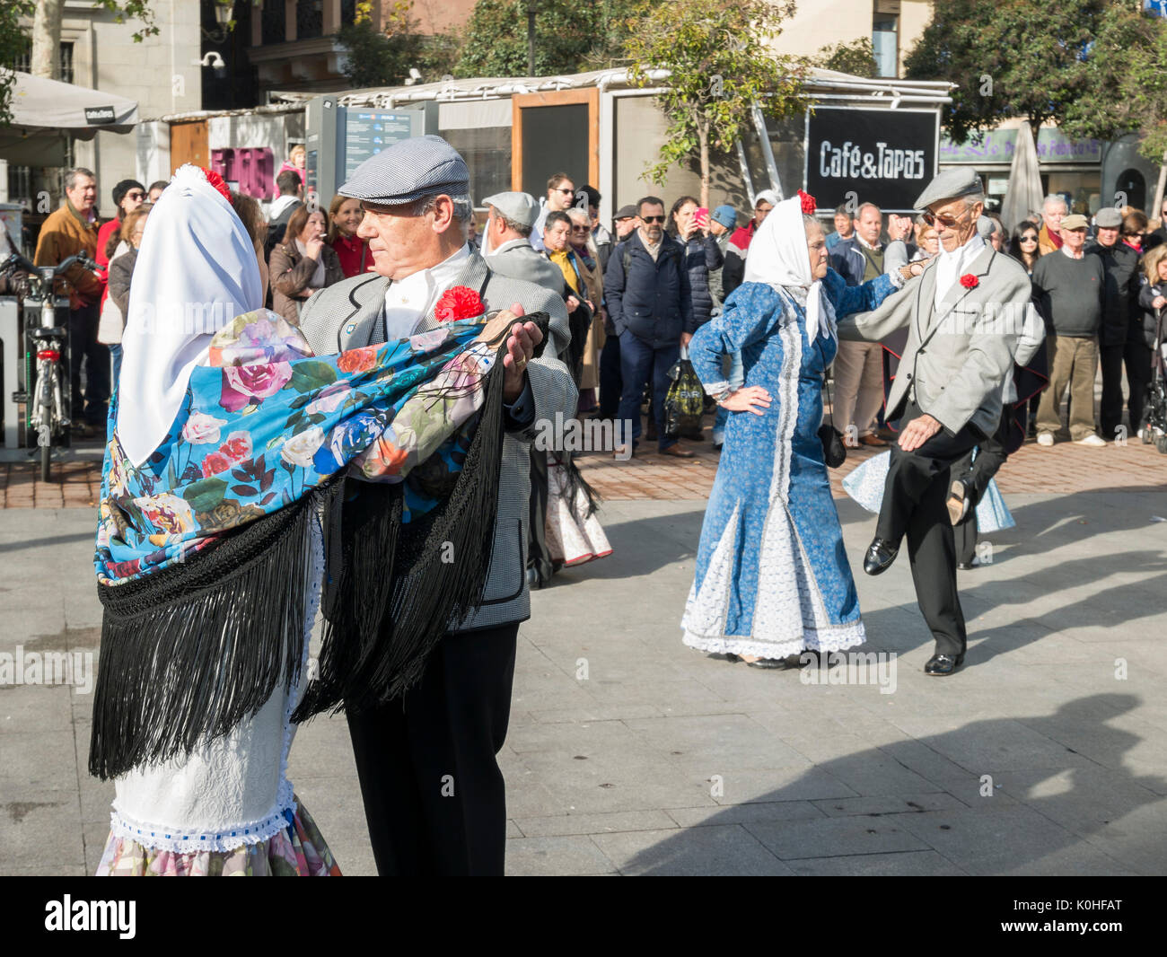 Chotis, baile tipíco madrileño. Madrid capitale. España Foto stock - Alamy