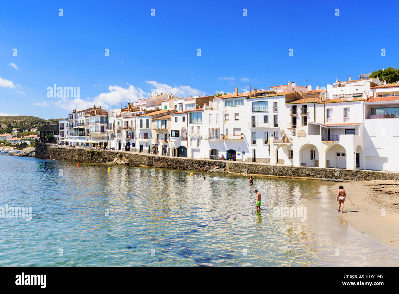 Porto di cadaques immagini e fotografie stock ad alta risoluzione - Alamy