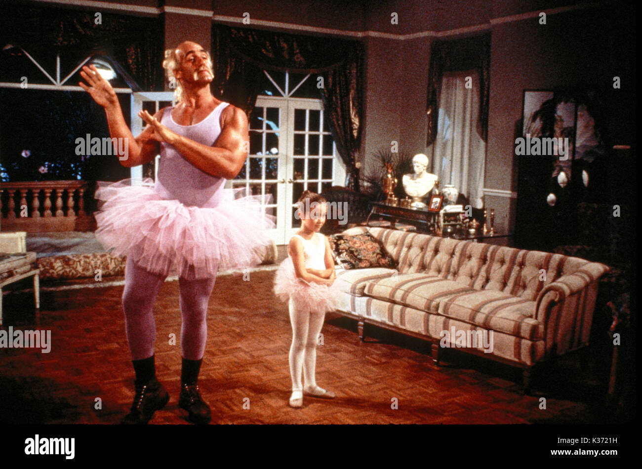 Hulk hogan mr nanny 1993 immagini e fotografie stock ad alta ...