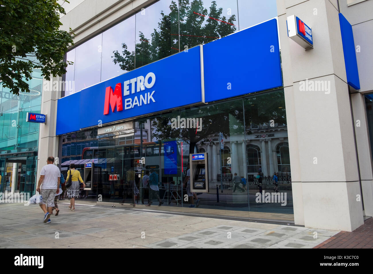 Logo de metro bank immagini e fotografie stock ad alta risoluzione - Alamy