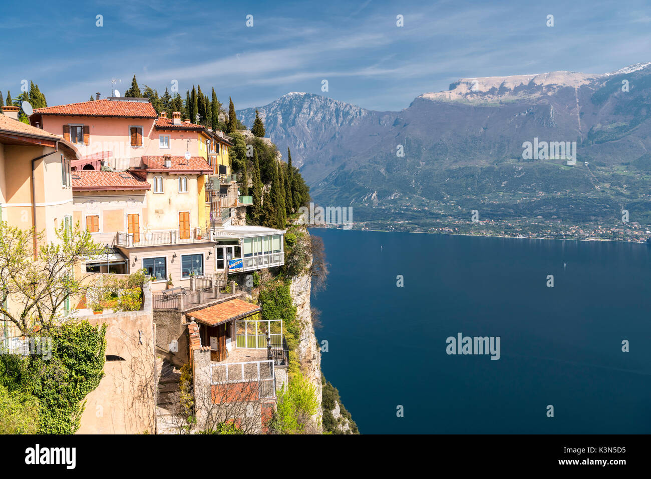 Tremosine sul garda immagini e fotografie stock ad alta risoluzione - Alamy