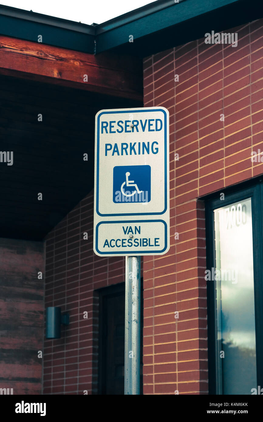 Parcheggio riservato immagini e fotografie stock ad alta risoluzione ...