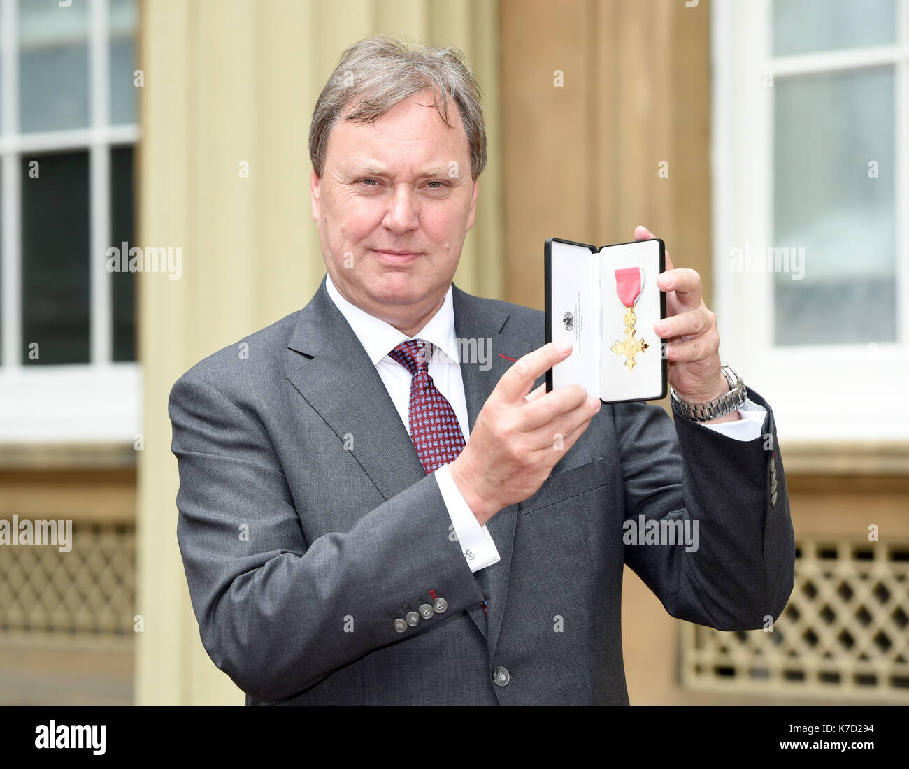 Durante le investiture a buckingham palace immagini e fotografie stock ...