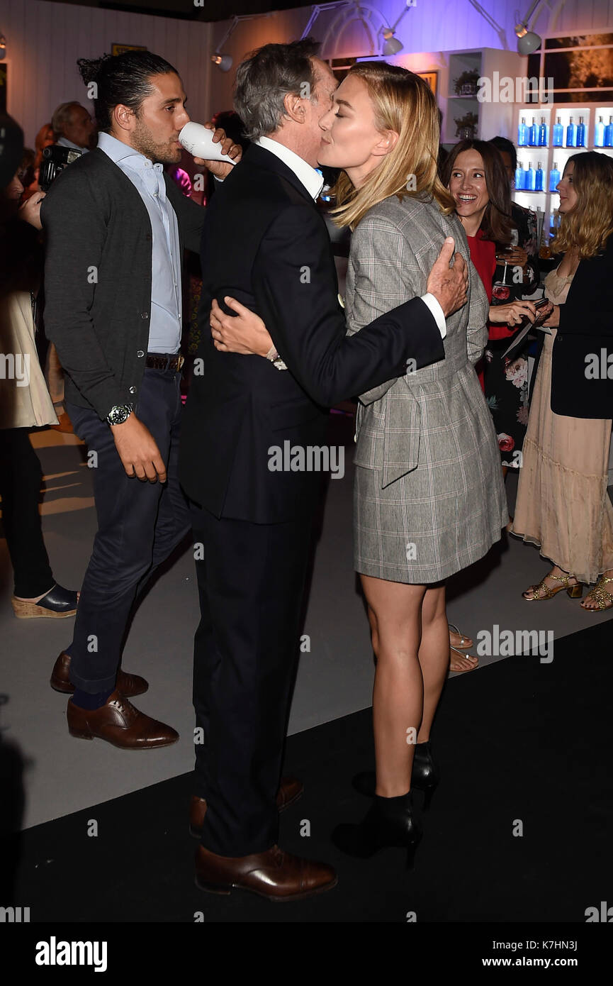 Carlos torretta, Roberto torretta e marta ortega nella fila anteriore ...