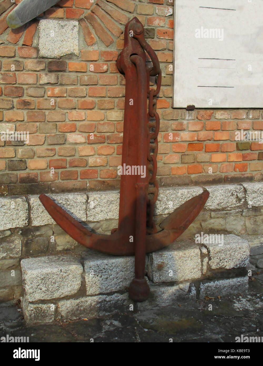 Ancora navale immagini e fotografie stock ad alta risoluzione - Alamy