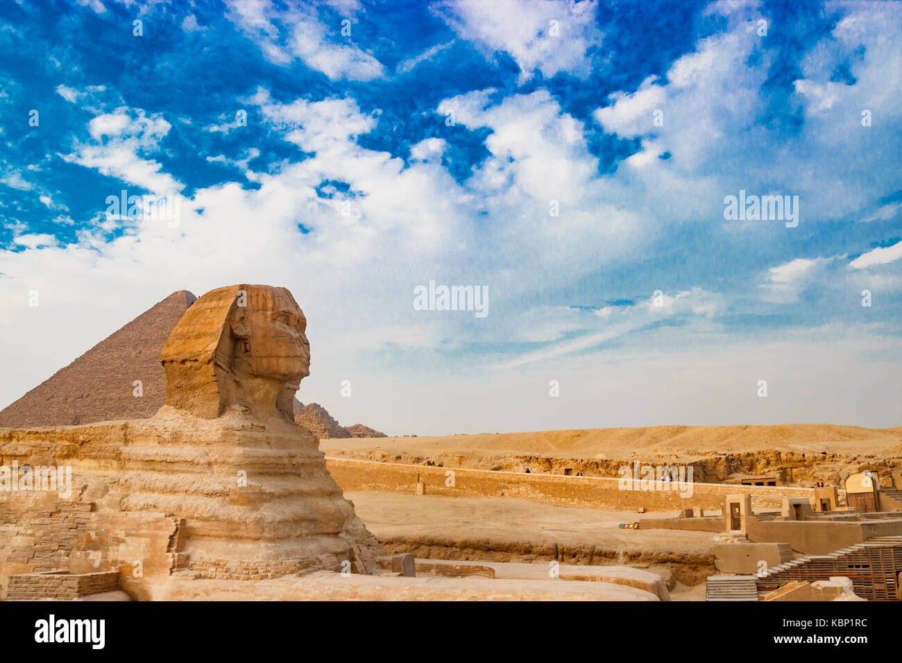 Enorme monumento giallo immagini e fotografie stock ad alta risoluzione ...