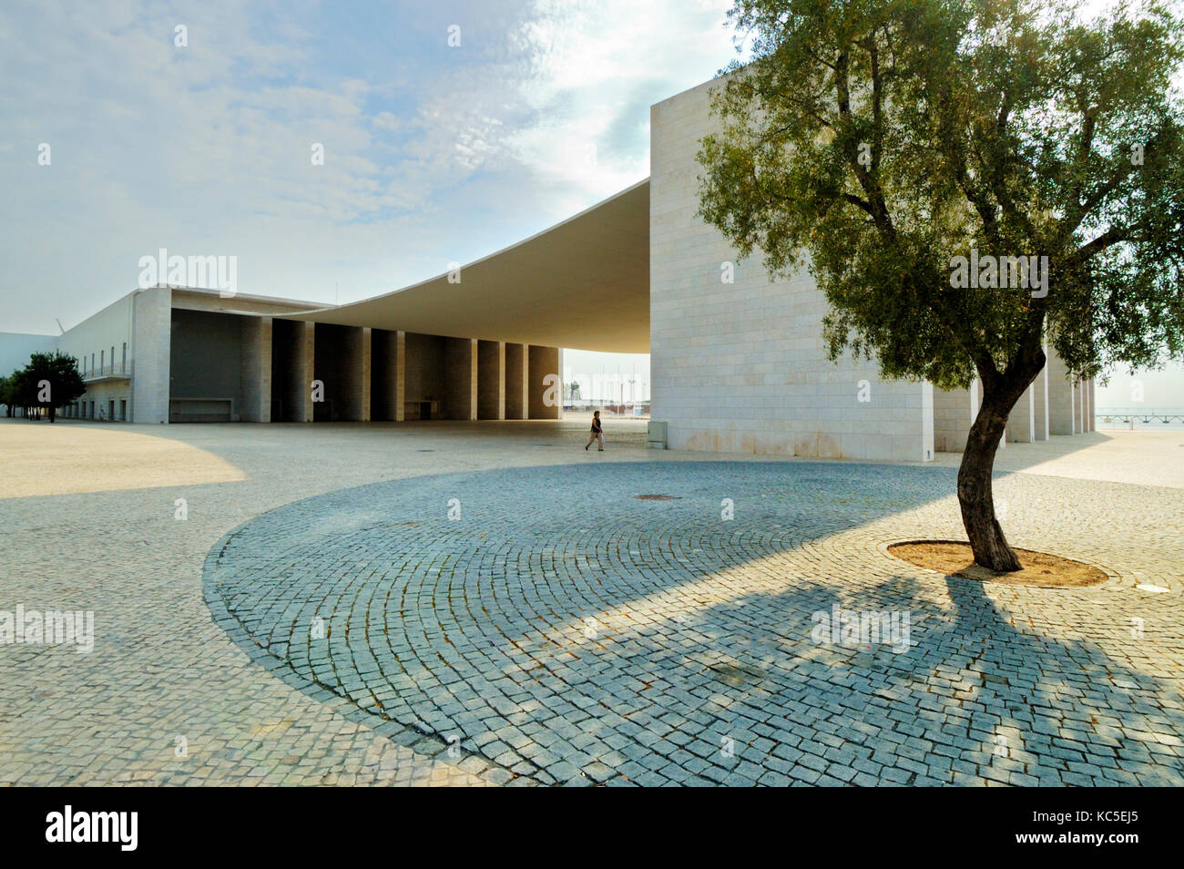 Pavilhão de Portugal dell'architetto Álvaro Siza Vieira, Parque das ...