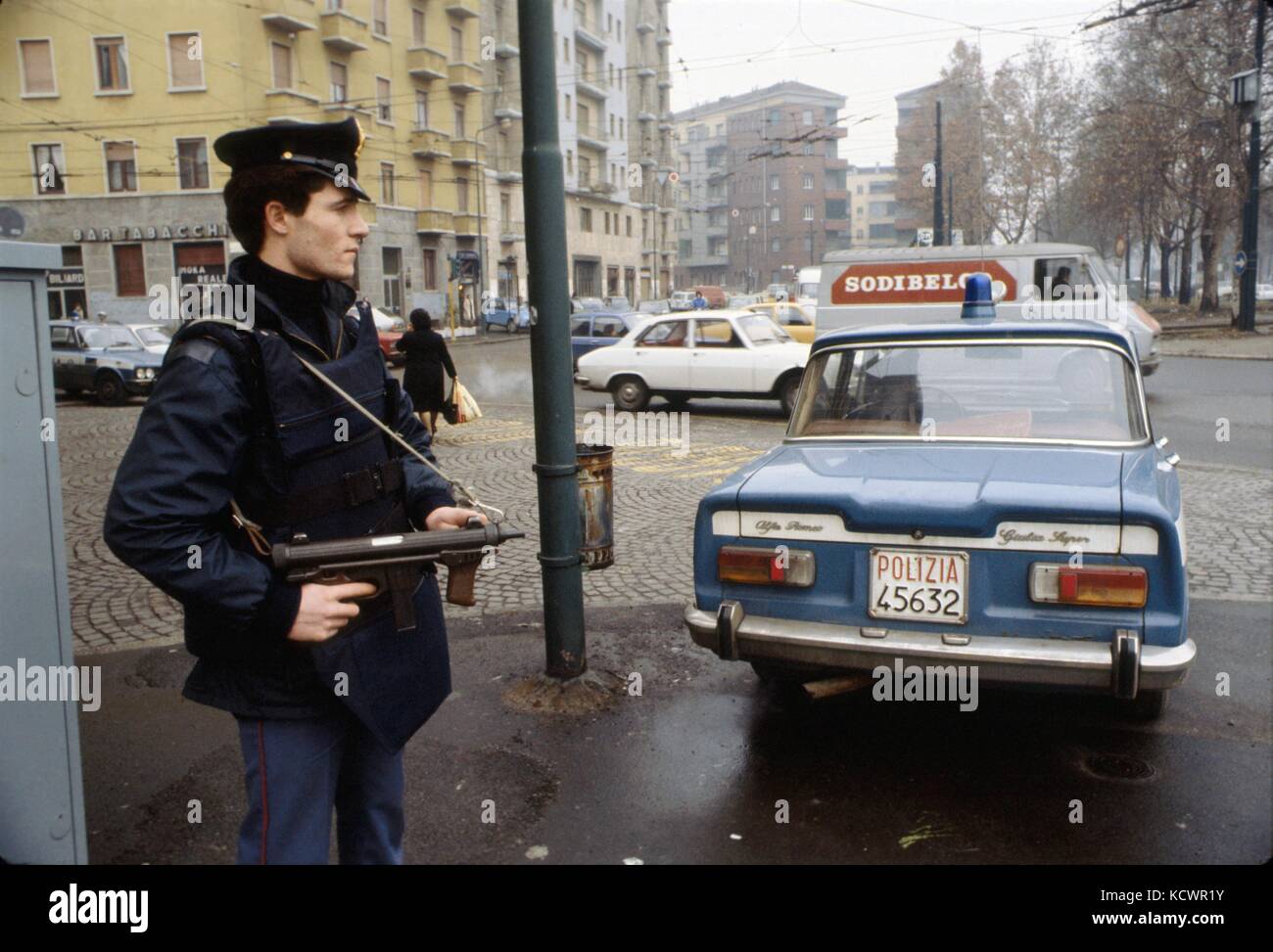 Red brigades italy immagini e fotografie stock ad alta risoluzione - Alamy