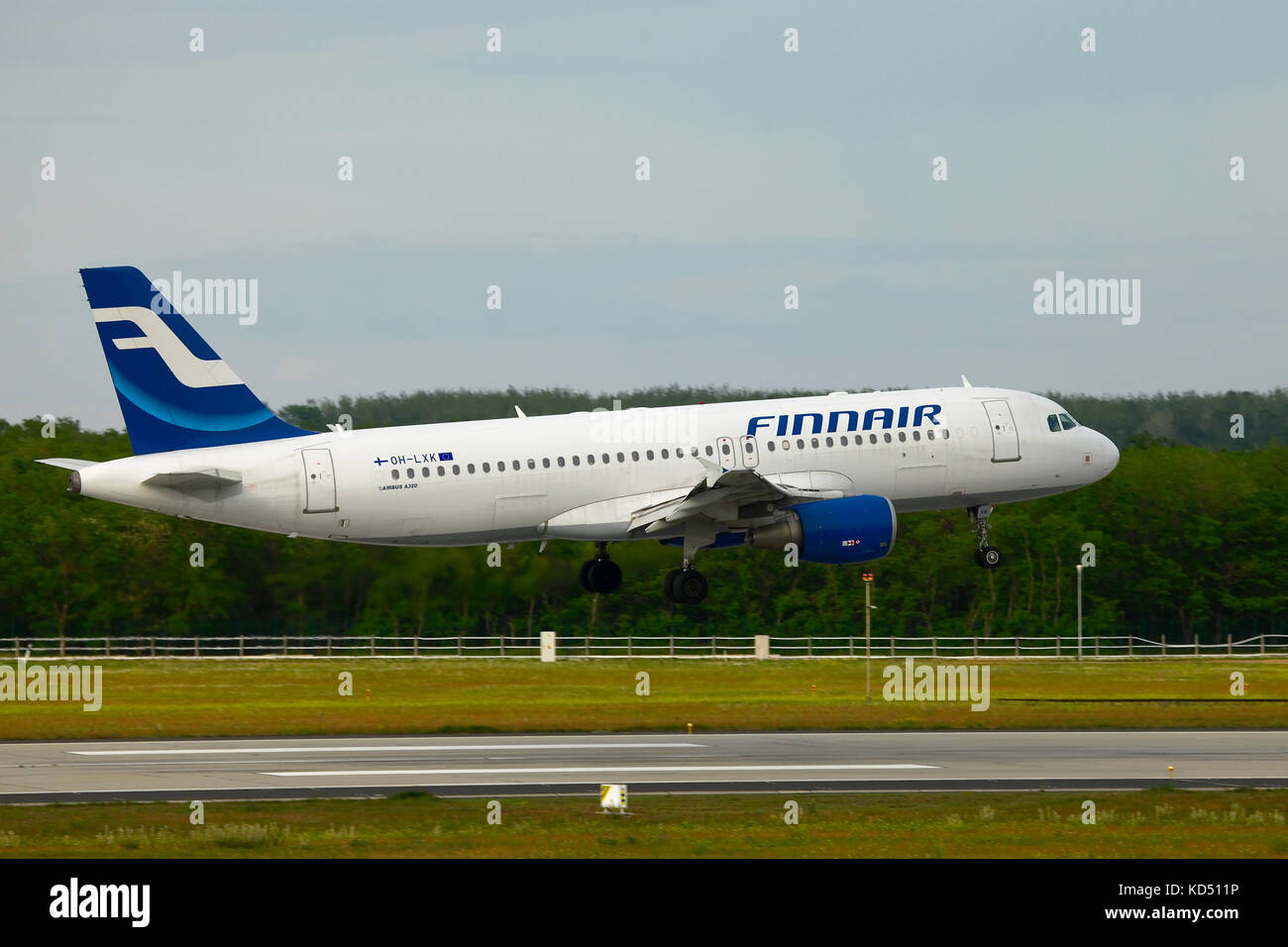 Aereo di linea finnair airbus a320 immagini e fotografie stock ad alta ...
