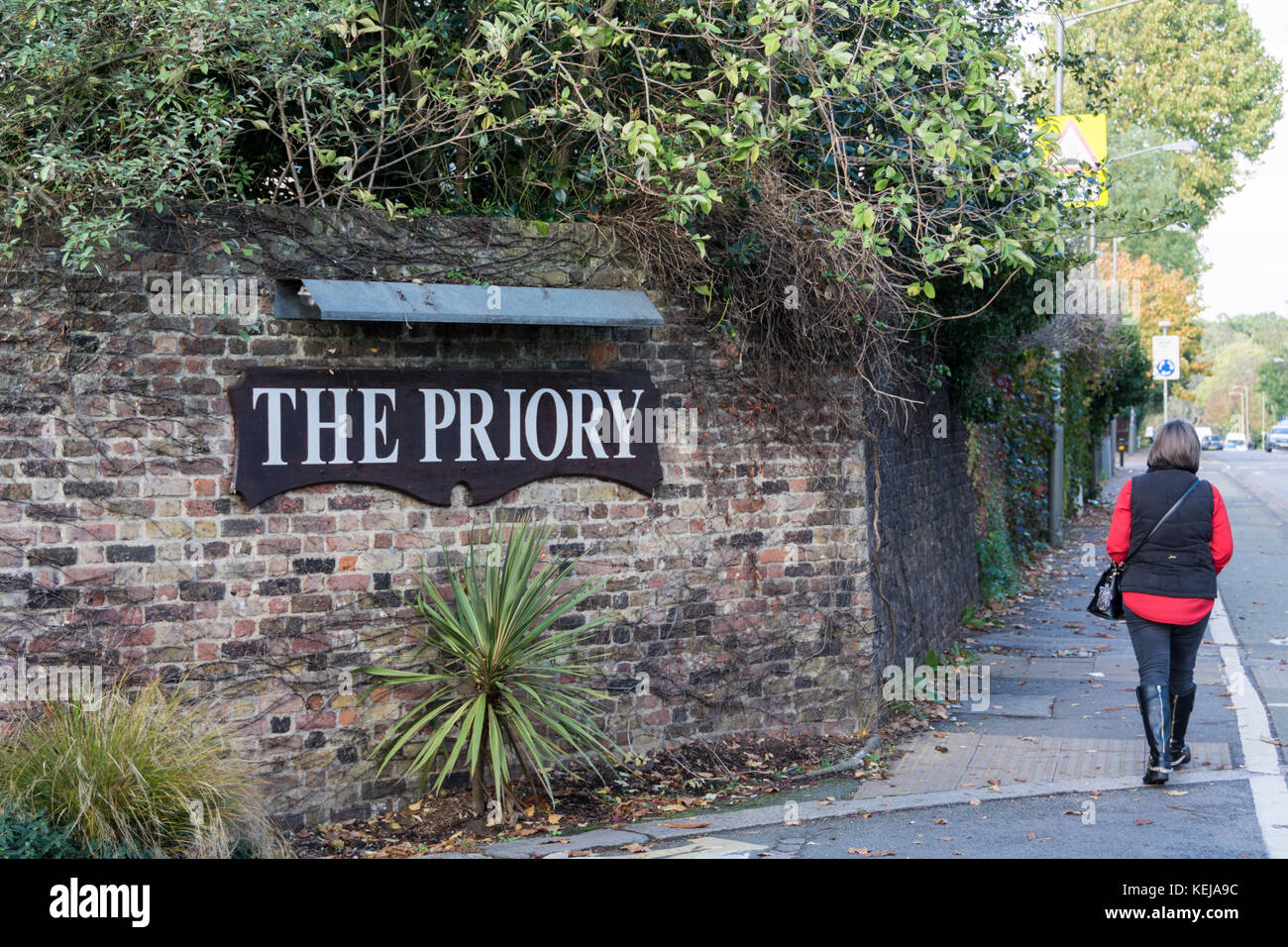 Segno dell'ospedale priory londra immagini e fotografie stock ad alta ...