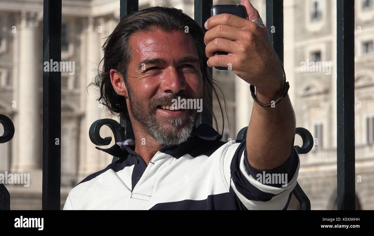 Maschi maschi attraenti belli belli immagini e fotografie stock ad alta ...