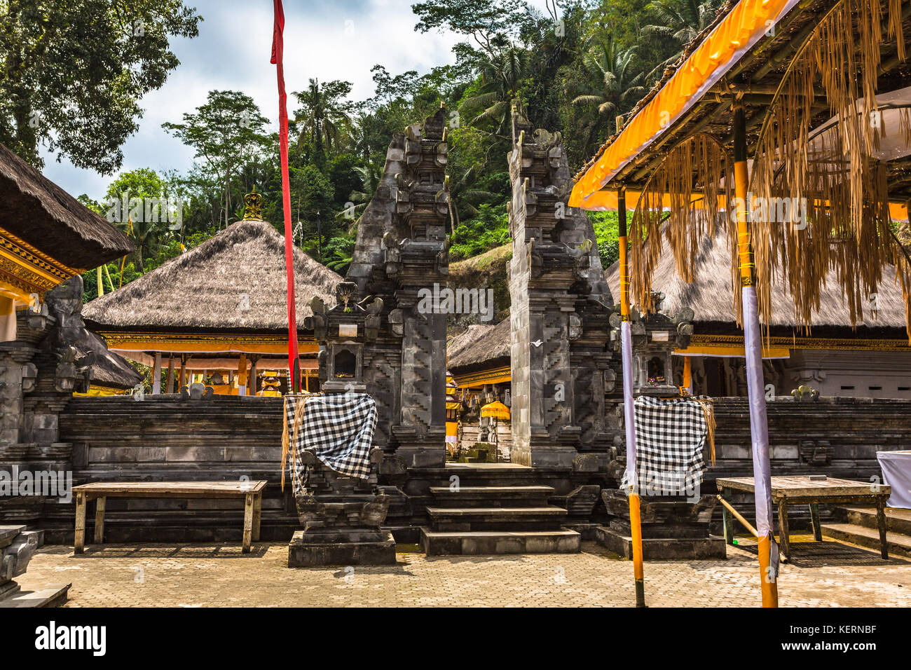 Tempio di gunung kawi immagini e fotografie stock ad alta risoluzione ...