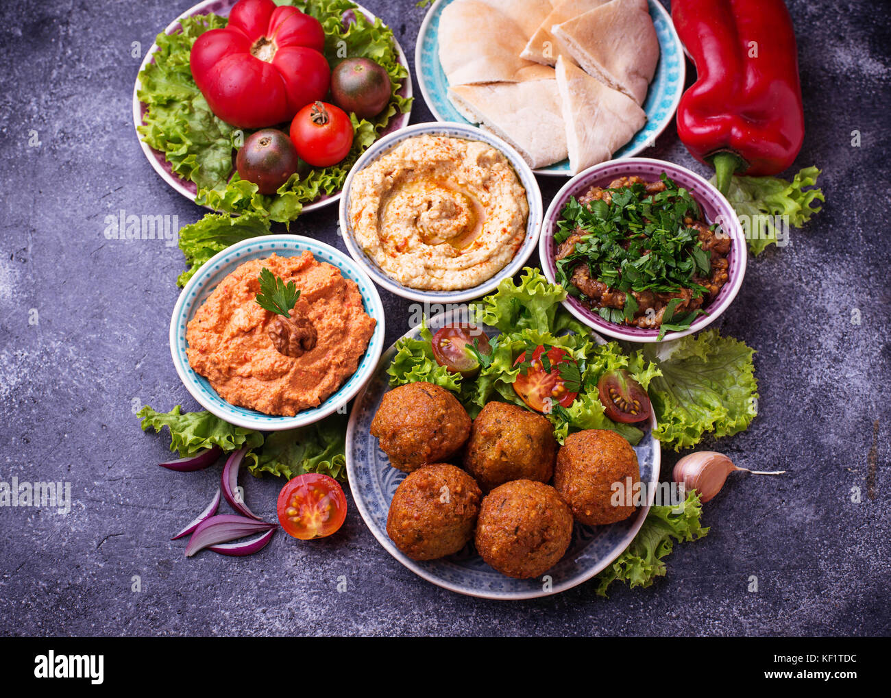 Piatti arabi immagini e fotografie stock ad alta risoluzione - Alamy