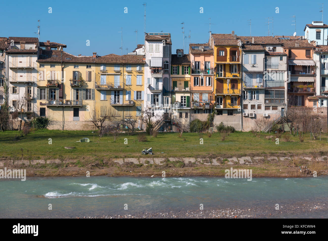 Fiume parma immagini e fotografie stock ad alta risoluzione - Alamy