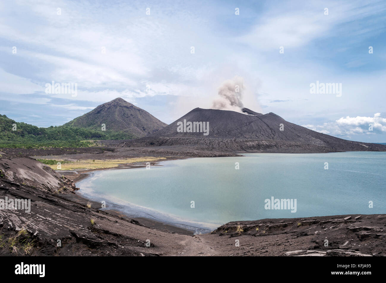 Rabaul tavurvur vulcano rabaul immagini e fotografie stock ad alta ...