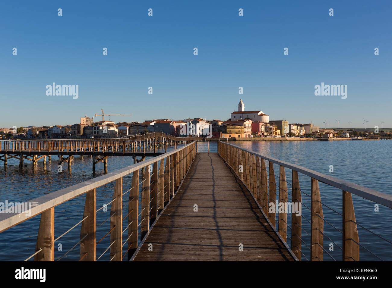Lesina (puglia, italia) - Lago di Lesina, il ponte tra il lago e il ...