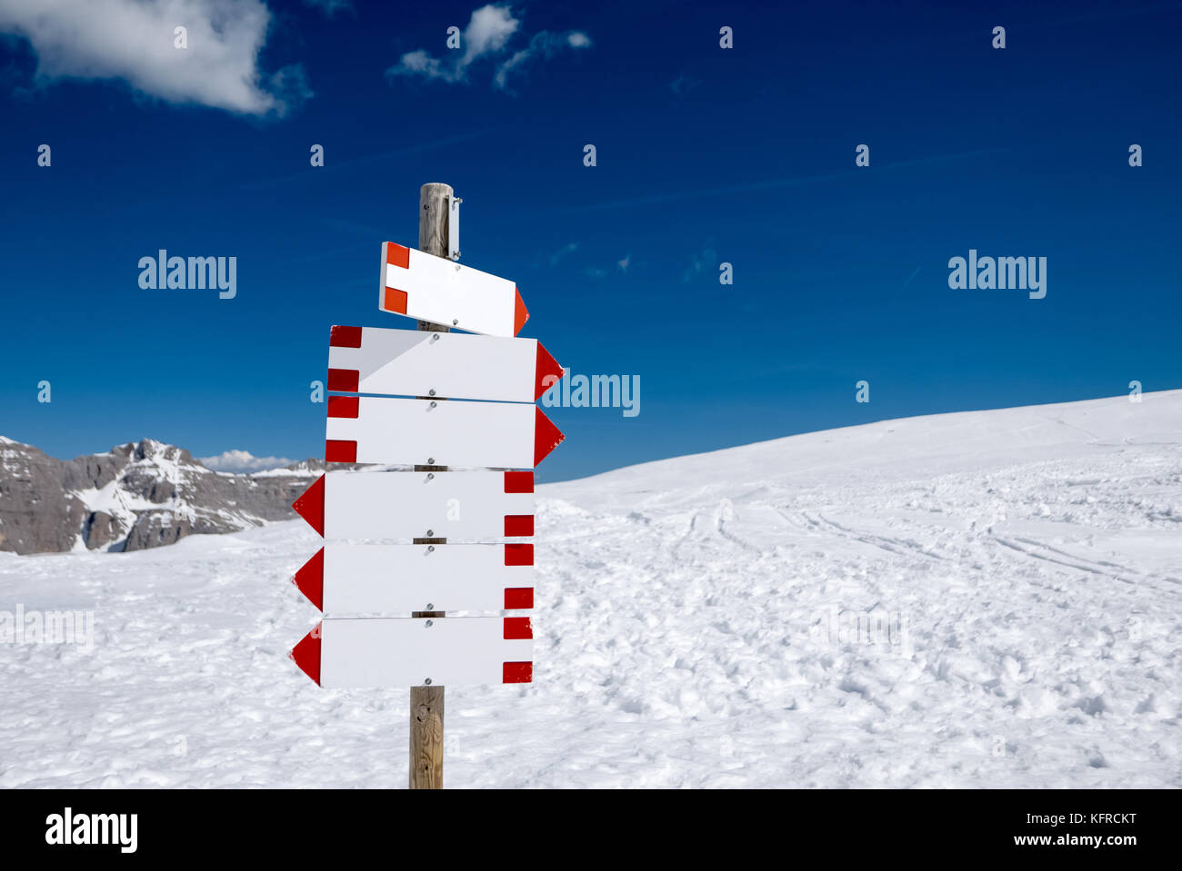 Troppe direzioni immagini e fotografie stock ad alta risoluzione - Alamy