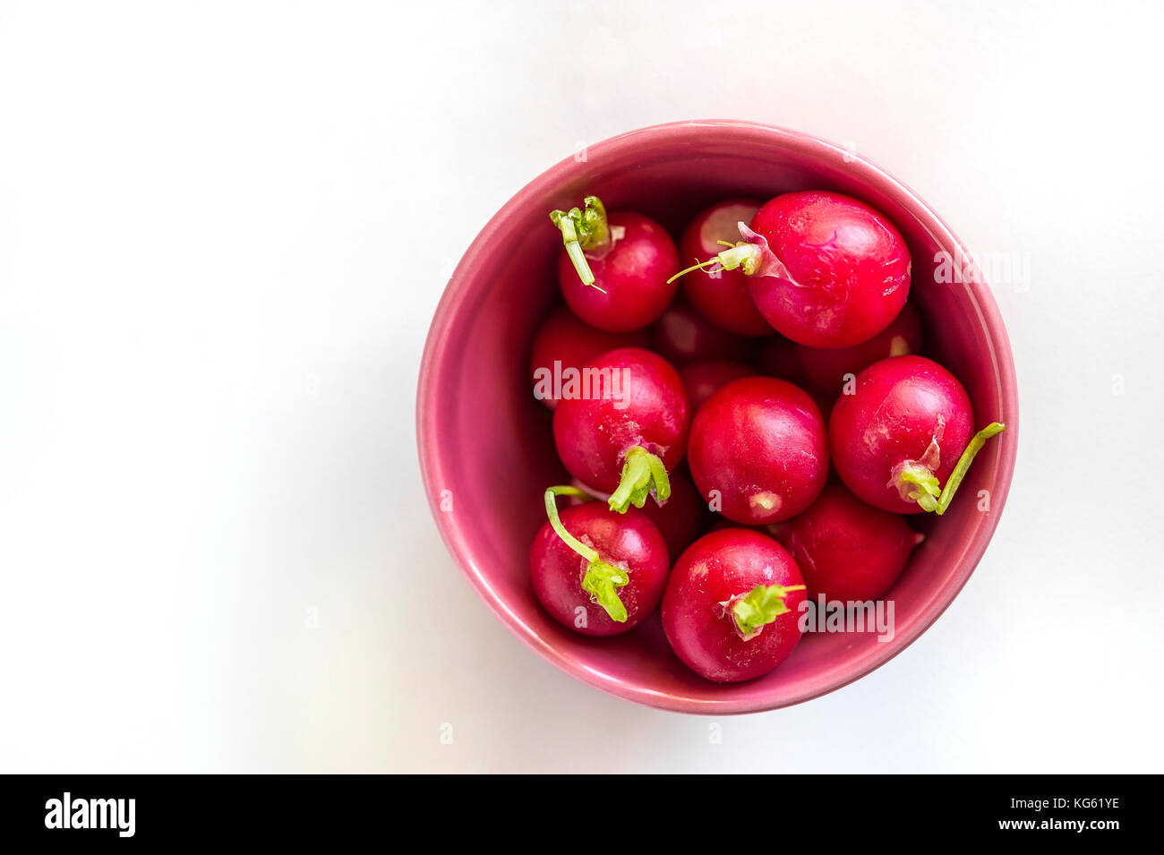 Feuilles de radis immagini e fotografie stock ad alta risoluzione - Alamy