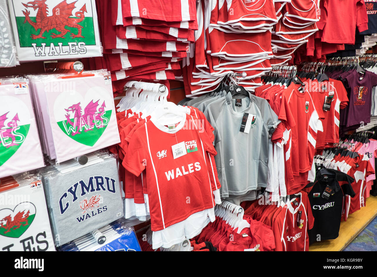 Welsh souvenirs immagini e fotografie stock ad alta risoluzione - Alamy