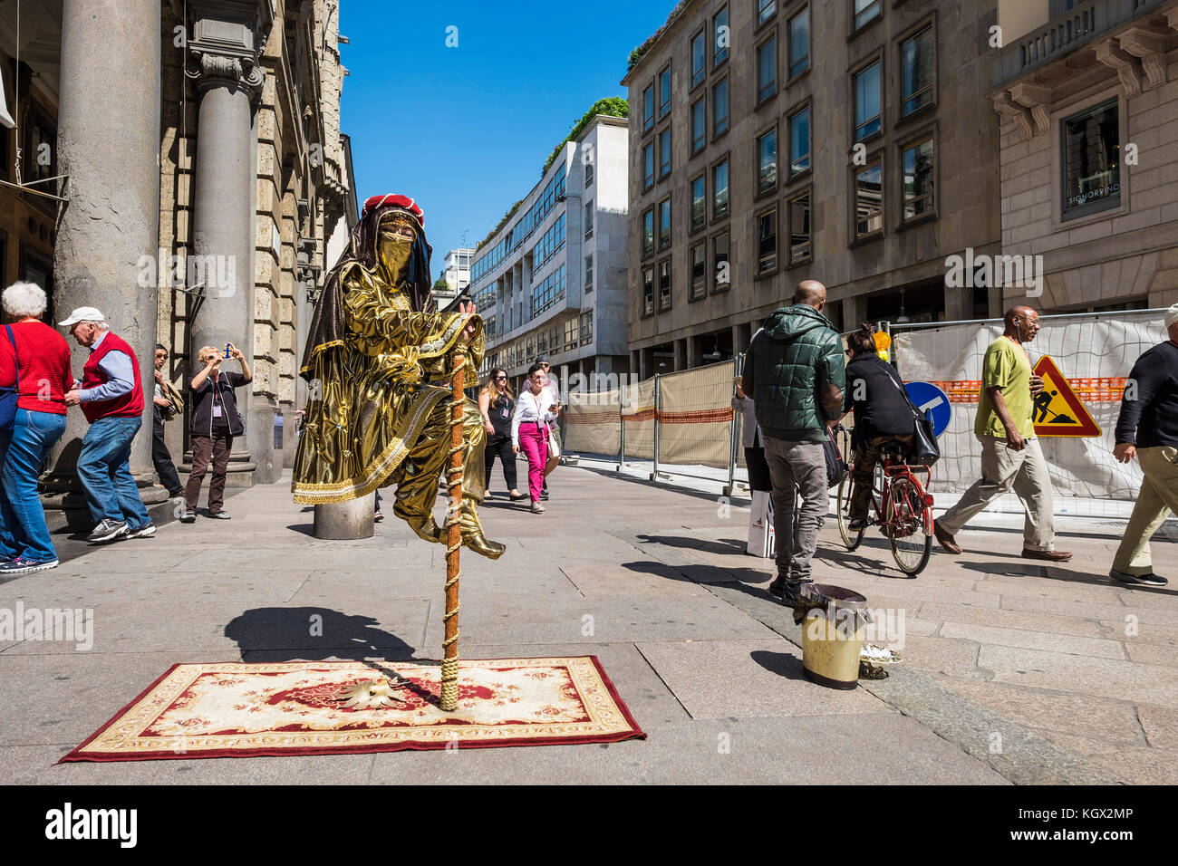 Artista di strada milano immagini e fotografie stock ad alta ...