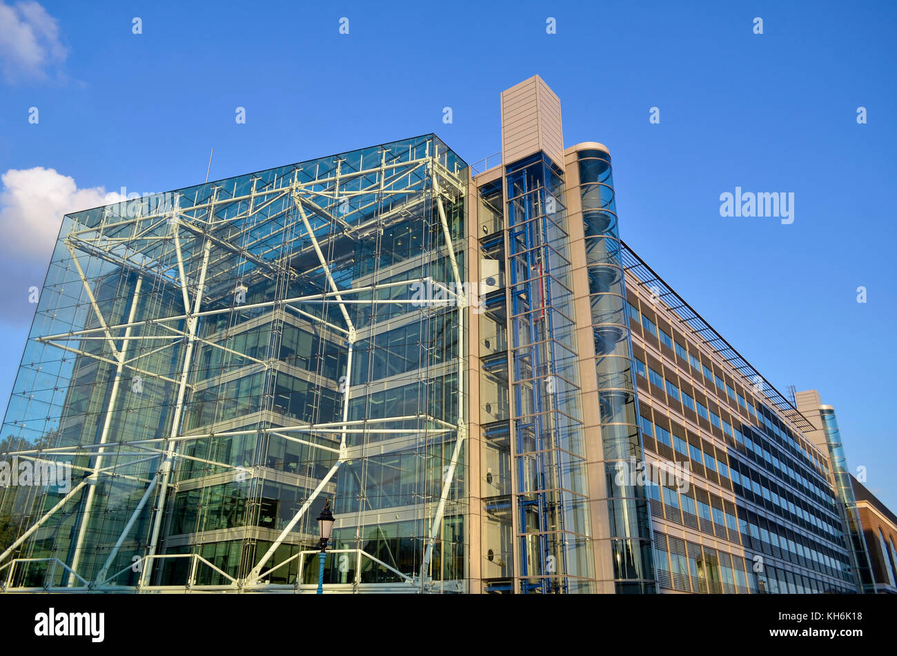 Torre bridge house londra immagini e fotografie stock ad alta ...