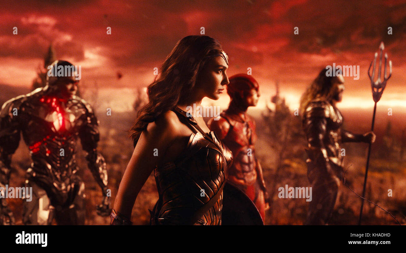 Justice LEAGUE, da sinistra: Ray Fisher come Cyborg, Gal Gadot come ...