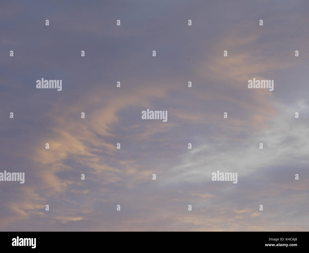 Sfondo del cielo al crepuscolo immagini e fotografie stock ad alta ...