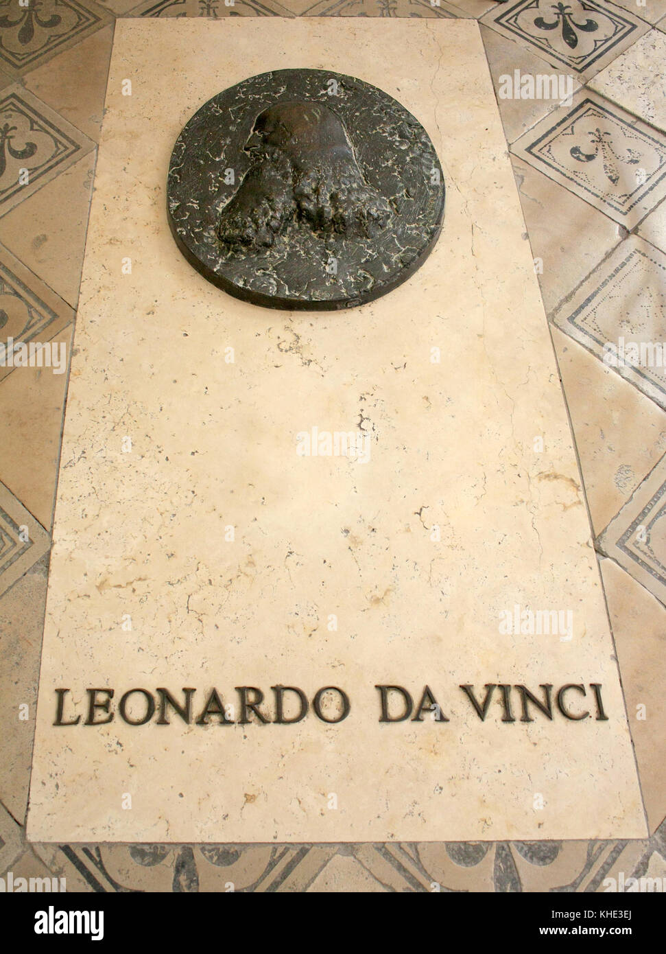 Castello di Amboise, valle della Loira, Francia. tomba di leonardo da ...