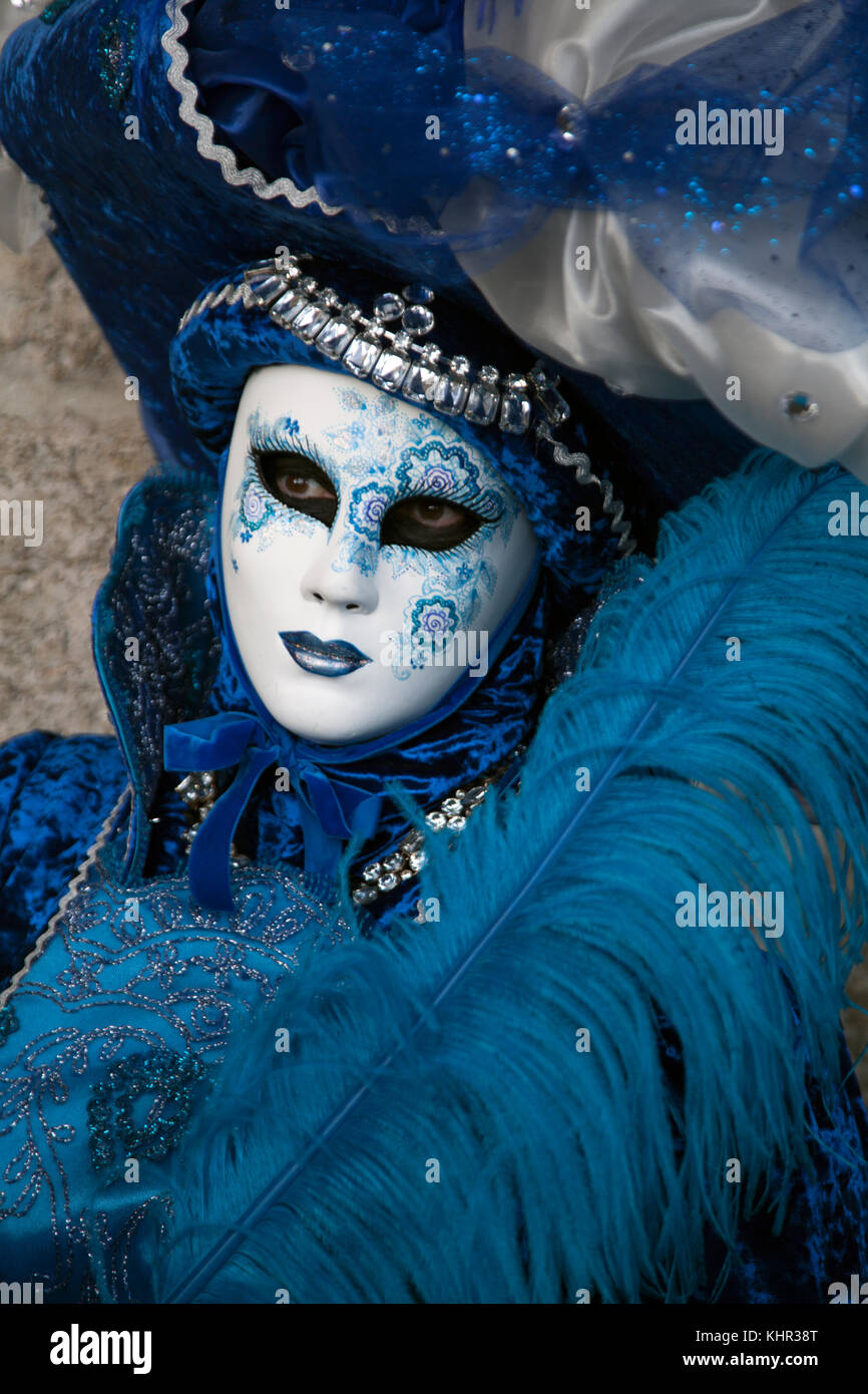 Maschera e costumi italiani al carnevale immagini e fotografie stock ad ...