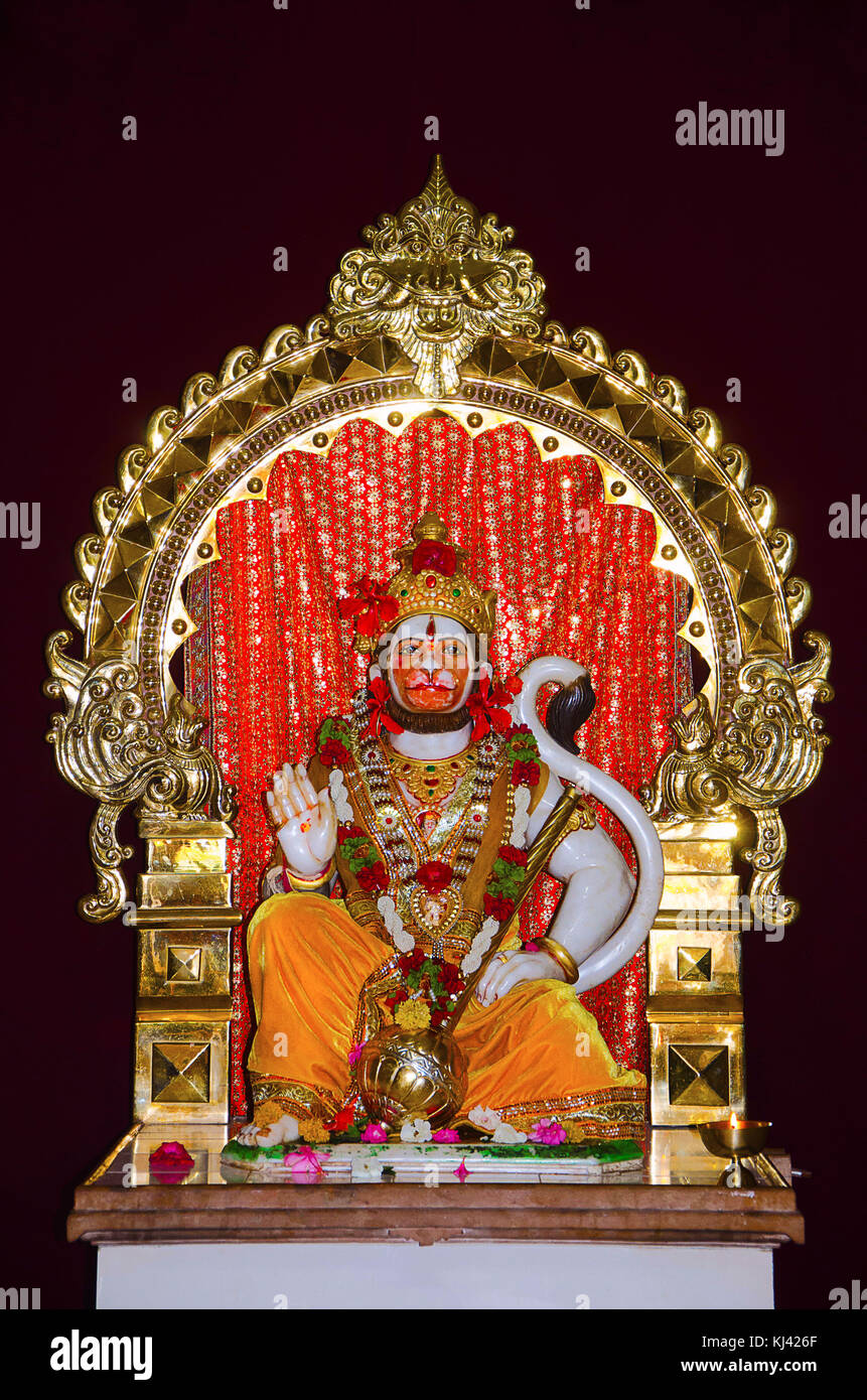 Idol of lord hanuman immagini e fotografie stock ad alta risoluzione ...