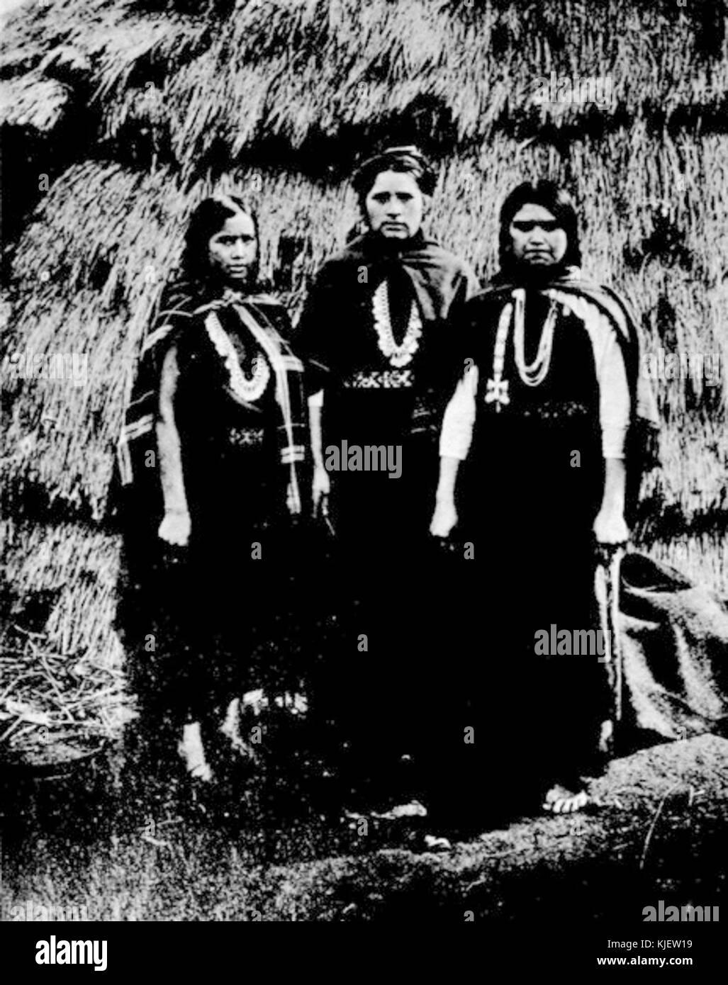 Familia mapuche immagini e fotografie stock ad alta risoluzione - Alamy