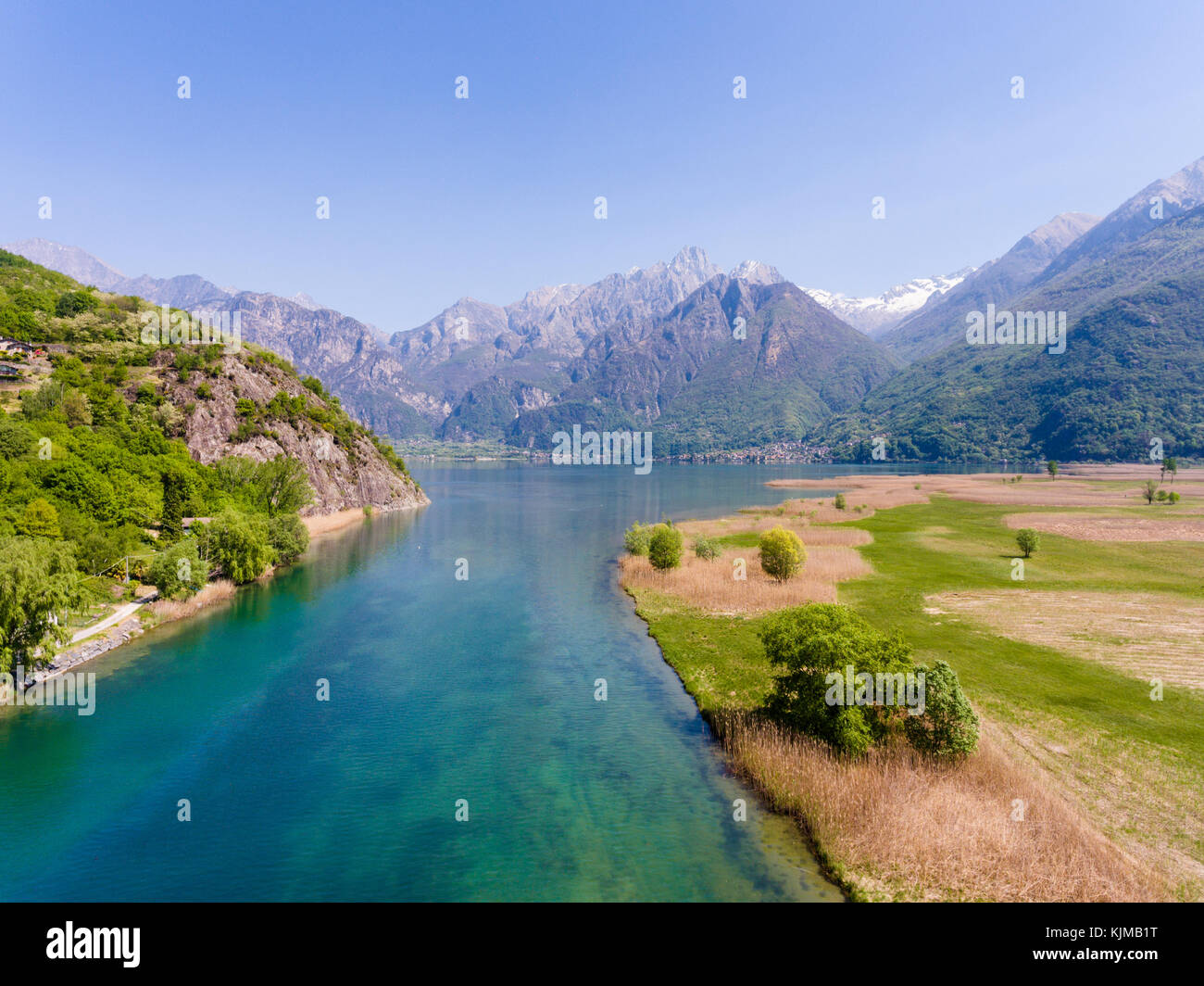 Novate mezzola lake immagini e fotografie stock ad alta risoluzione - Alamy