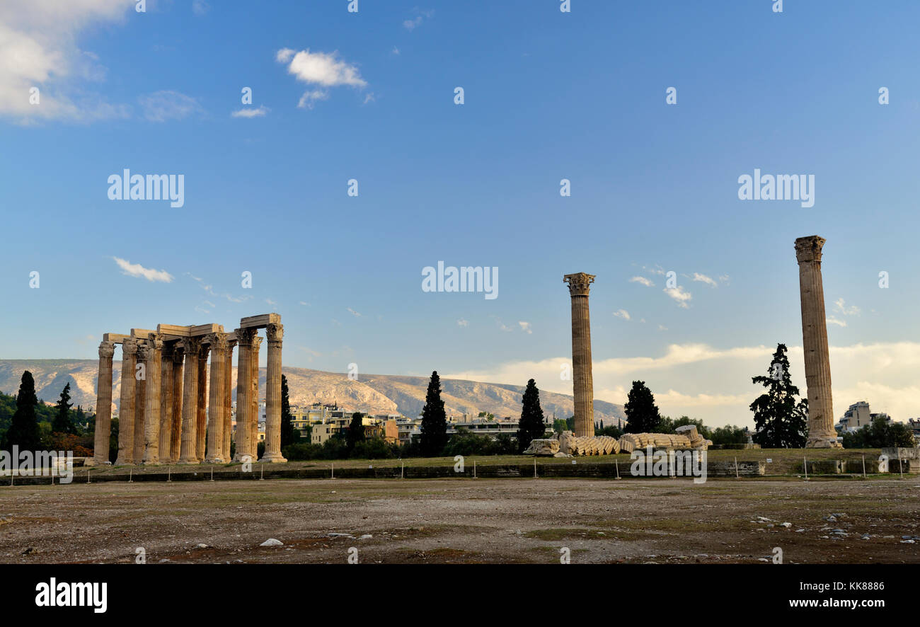 Tempio di zeus olimpico di atene immagini e fotografie stock ad alta ...