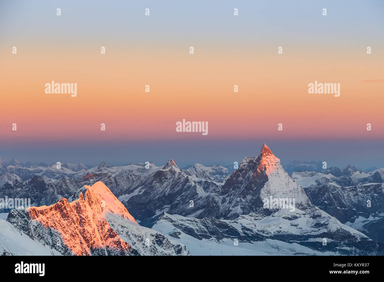 Monte rosa immagini e fotografie stock ad alta risoluzione - Alamy