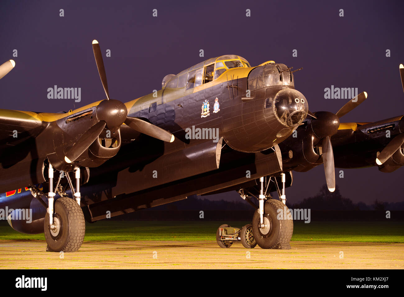 Bombardiere lancaster iconico aereo ww2 immagini e fotografie stock ad ...