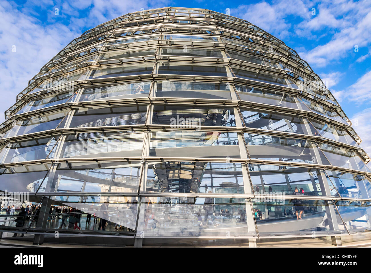 Cupola del tetto Reichstag. E' una cupola di vetro costruita sulla ...