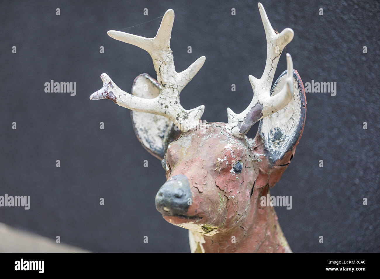 Scultura in sfaldamento immagini e fotografie stock ad alta risoluzione ...
