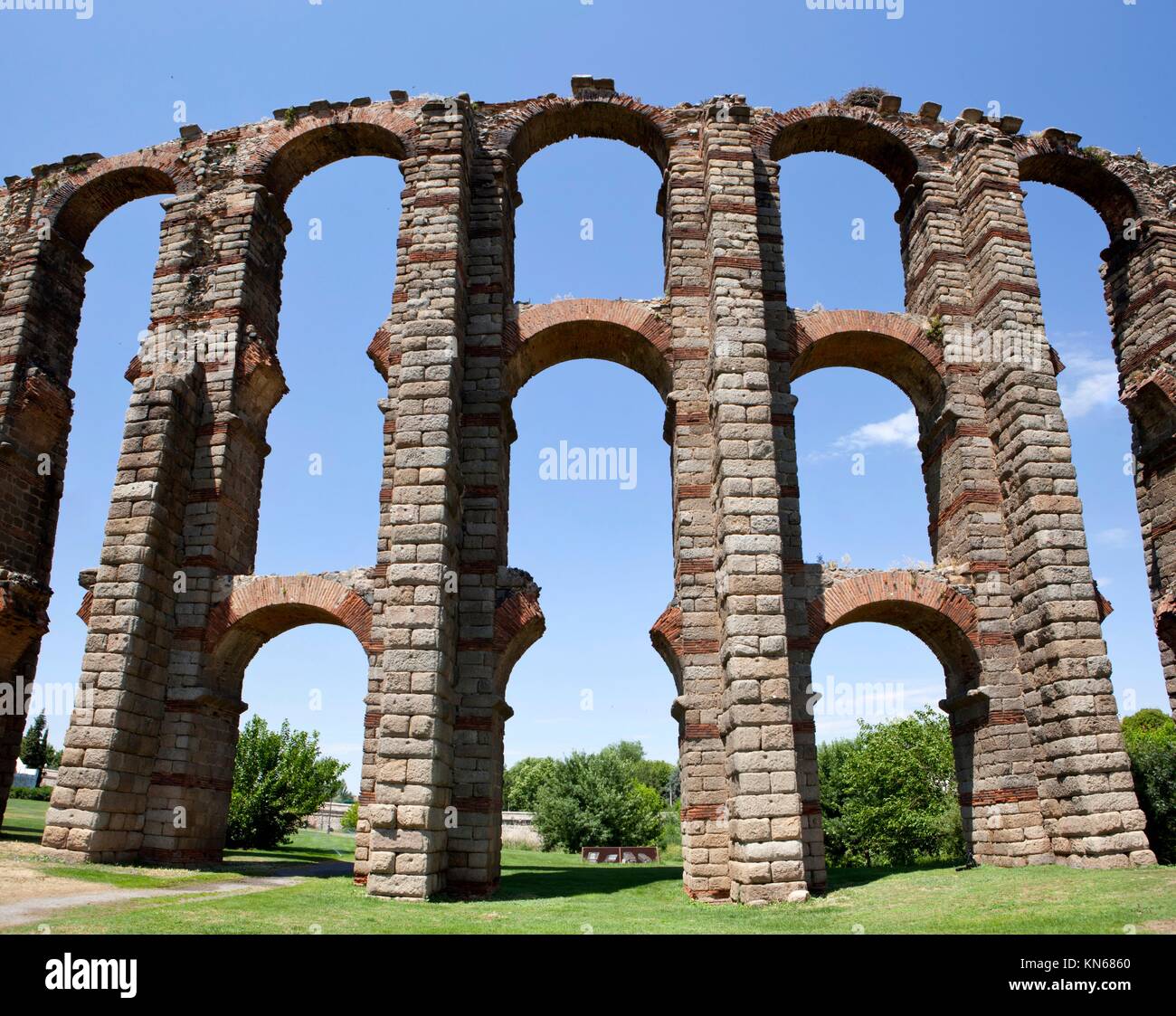 Acquedotto romana immagini e fotografie stock ad alta risoluzione - Alamy